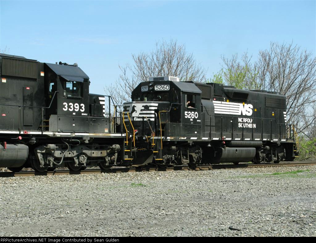 H76 passes through CP EASTON